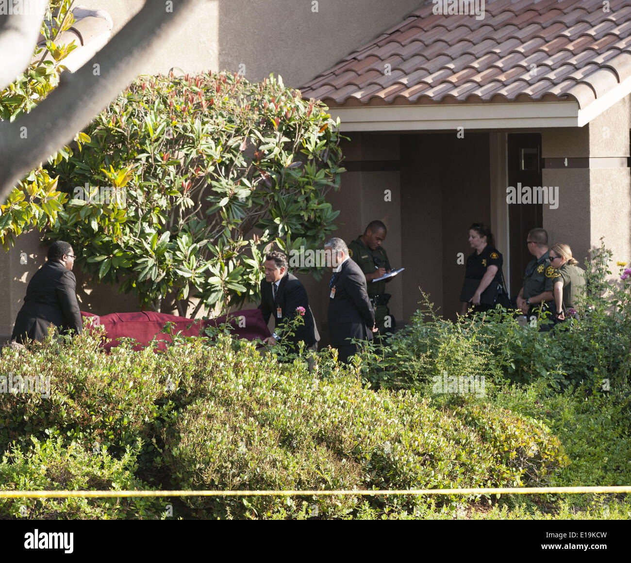 Orange county coroner crime scene hi-res stock photography and images ...