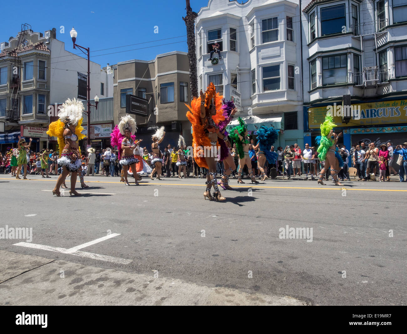 SAN FRANCISCO, CA/USA - MAY 25: San Francisco Carnaval Grand Parade on ...