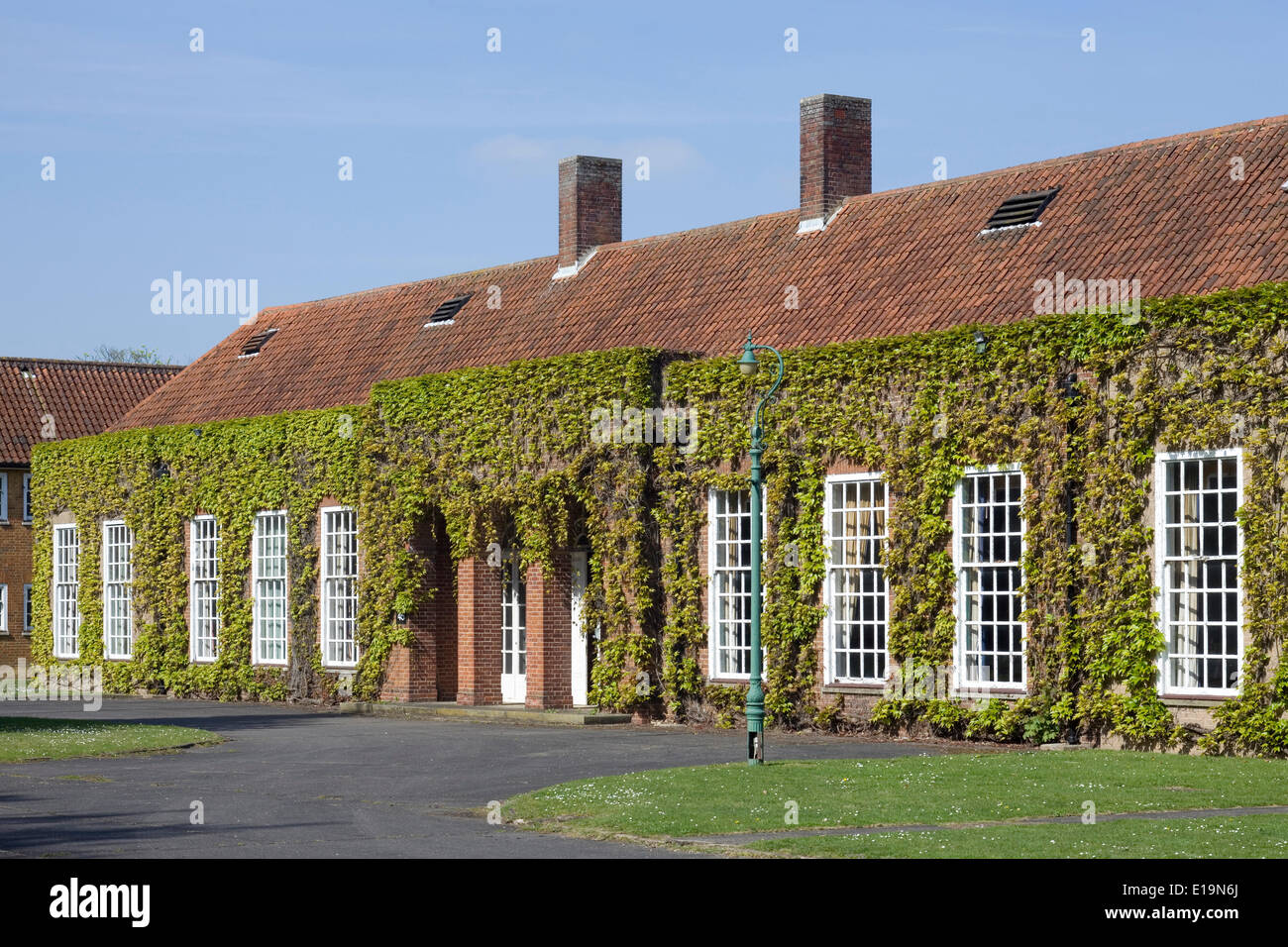 Officers Mess RAF Duxford, Duxford, United Kingdom. Architect: Unknown ...