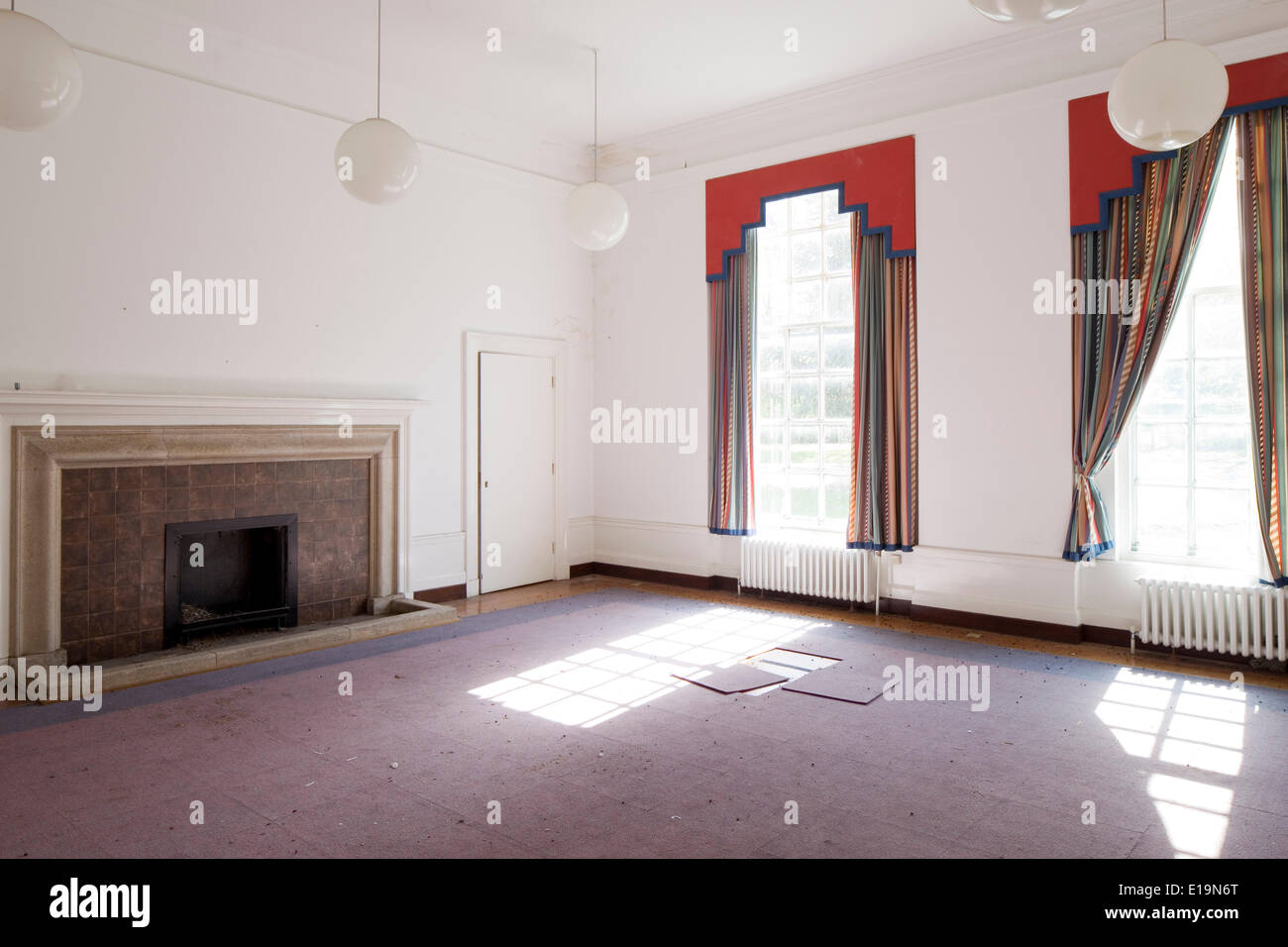 Officers Mess RAF Duxford, Duxford, United Kingdom. Architect: Unknown ...