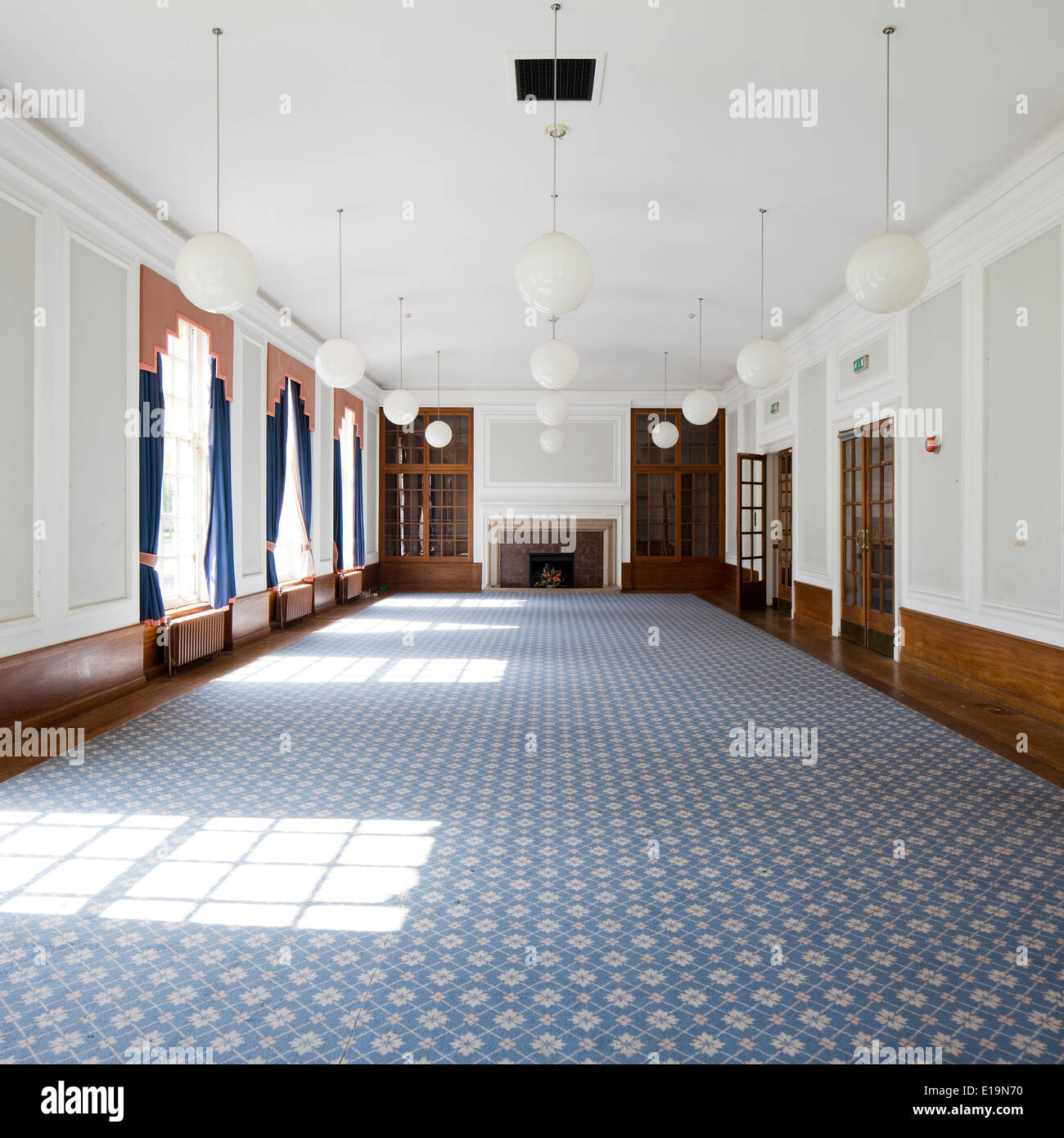 Officers Mess RAF Duxford, Duxford, United Kingdom. Architect: Unknown ...