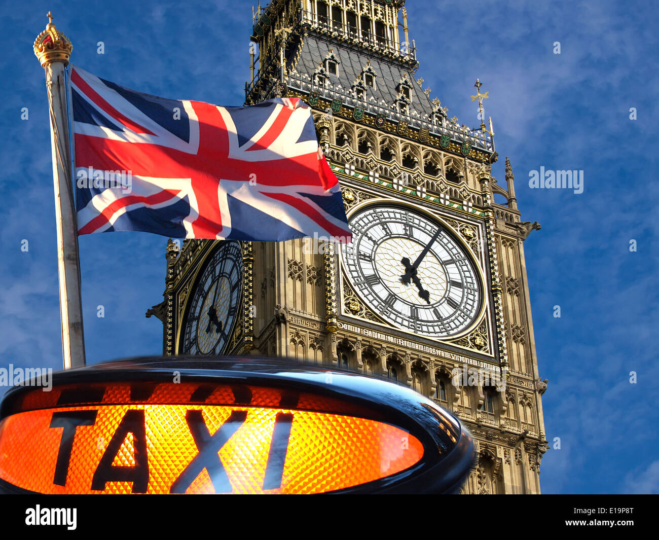 Big ben and union jack flag hi-res stock photography and images - Alamy