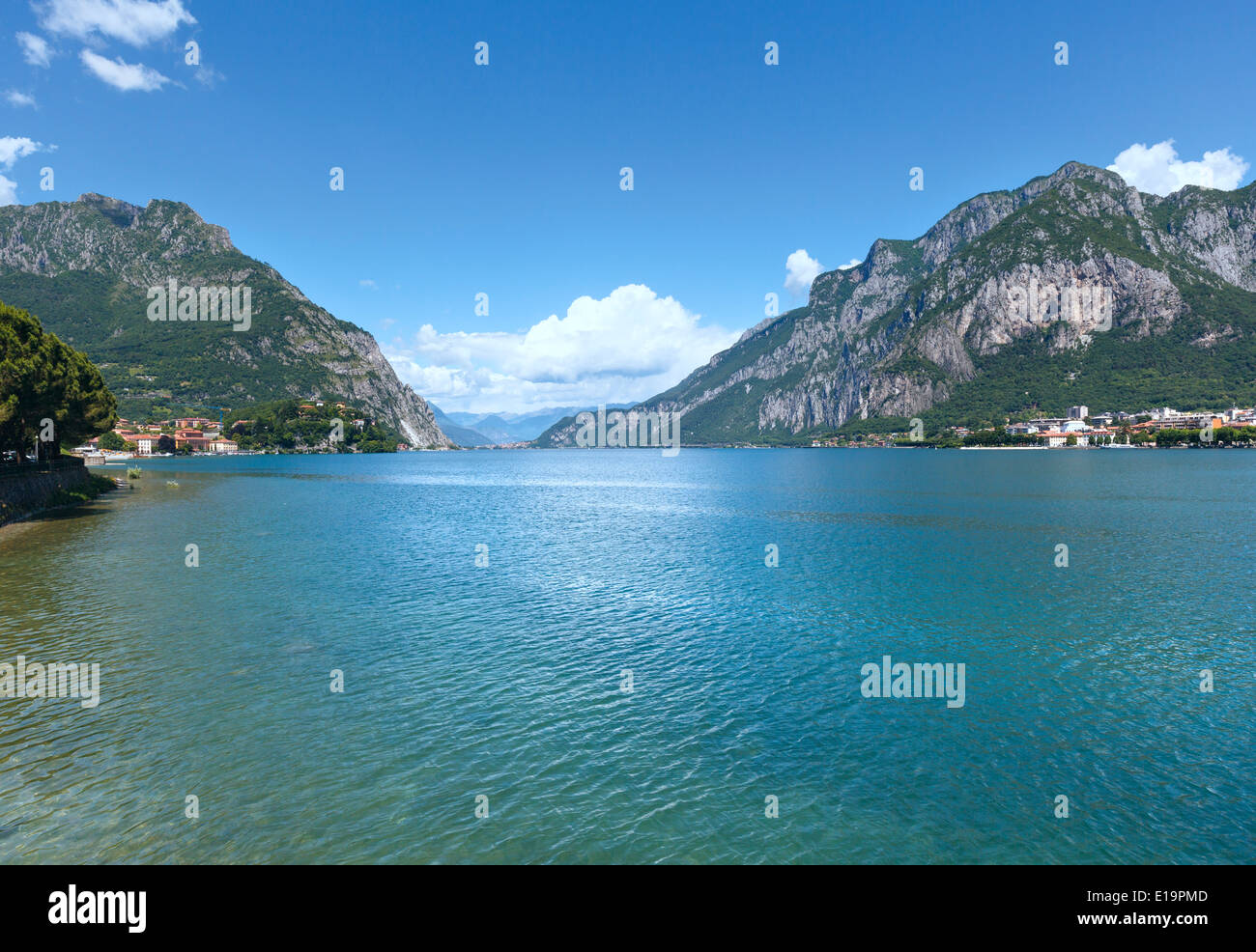 Lake Como (Italy) summer view from shore Stock Photo - Alamy