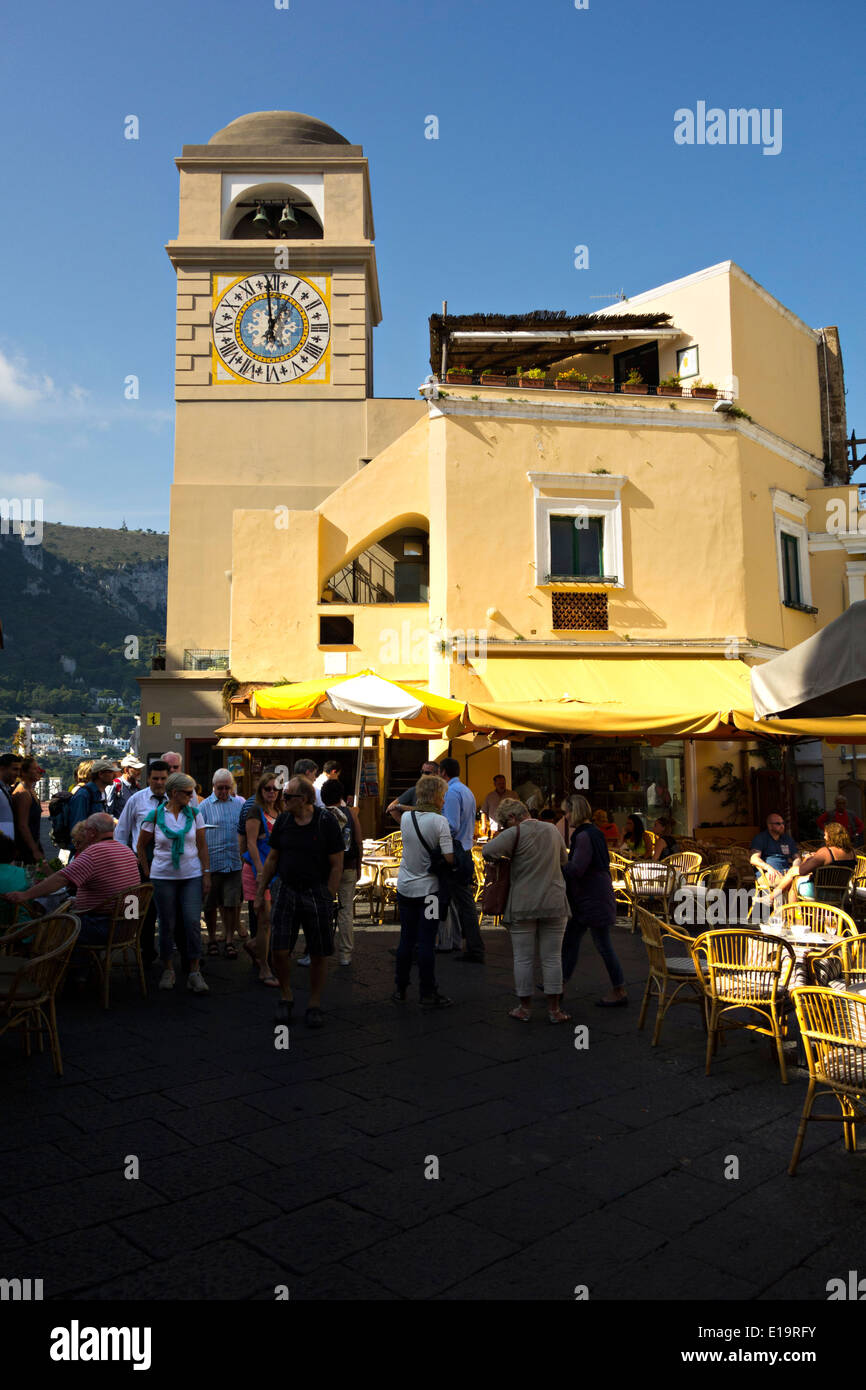 Piazza umberto capri hi-res stock photography and images - Alamy