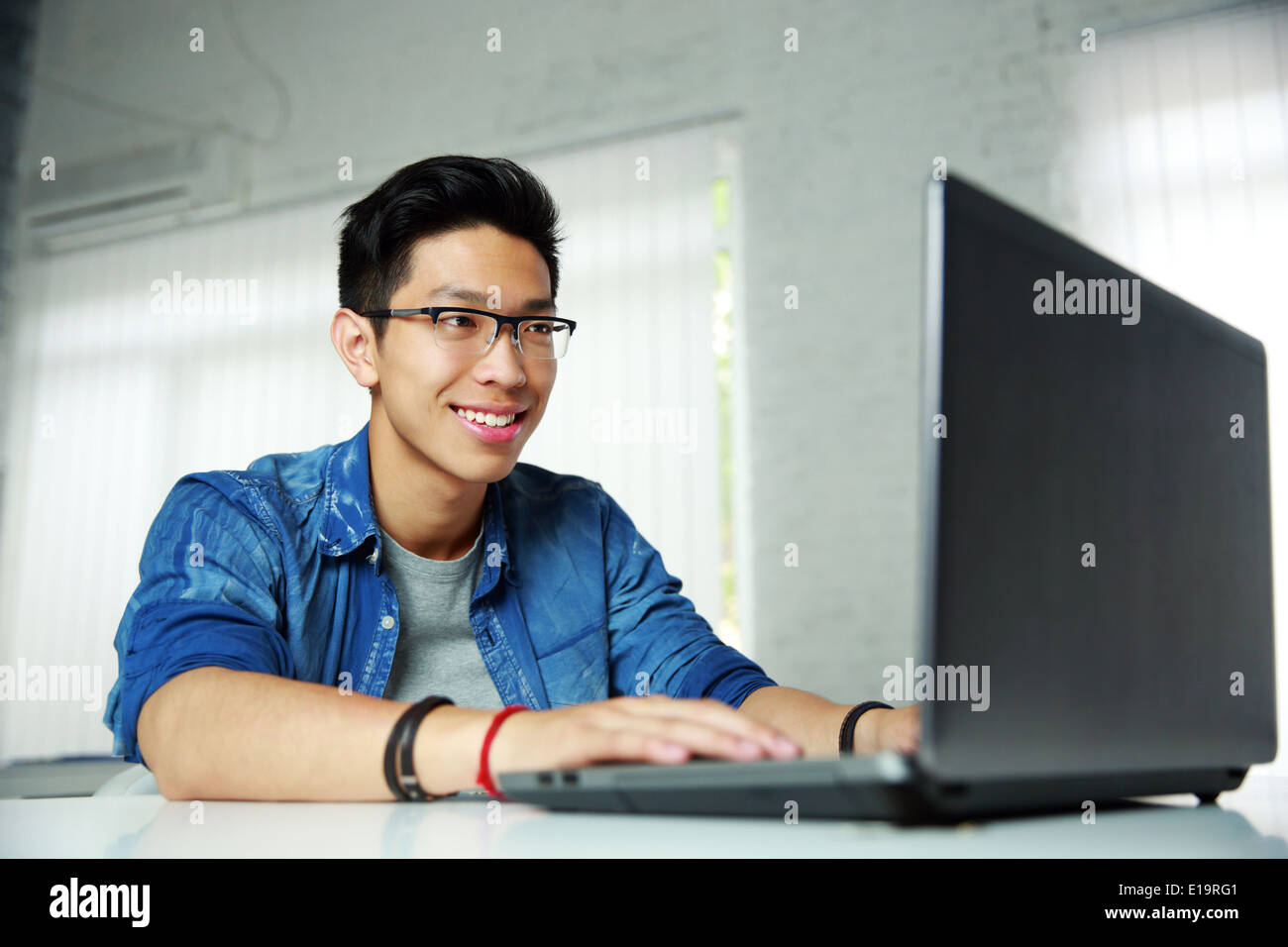 Handsome young chinese man hi-res stock photography and images - Alamy