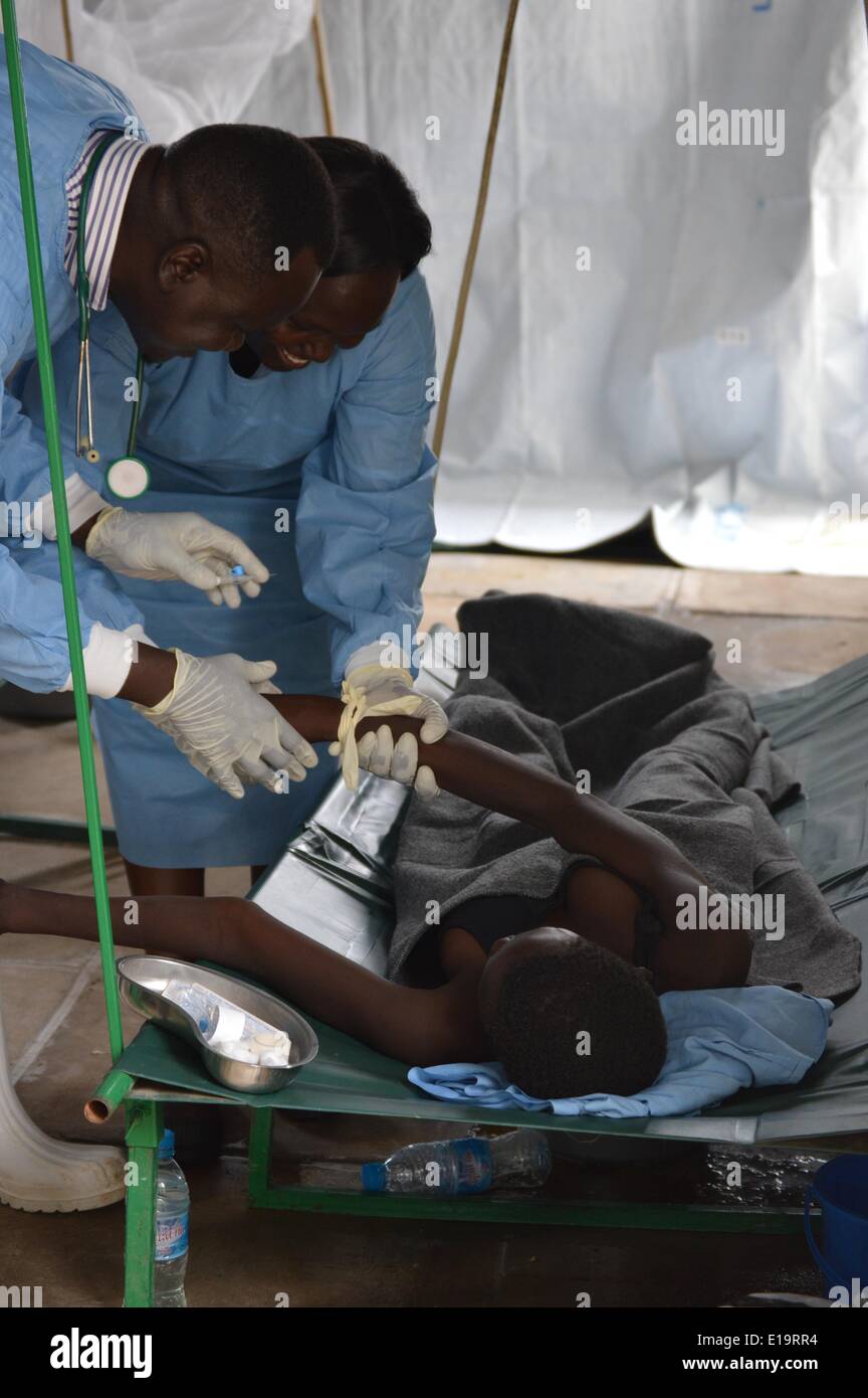 Sudan idp hospital hi-res stock photography and images - Alamy