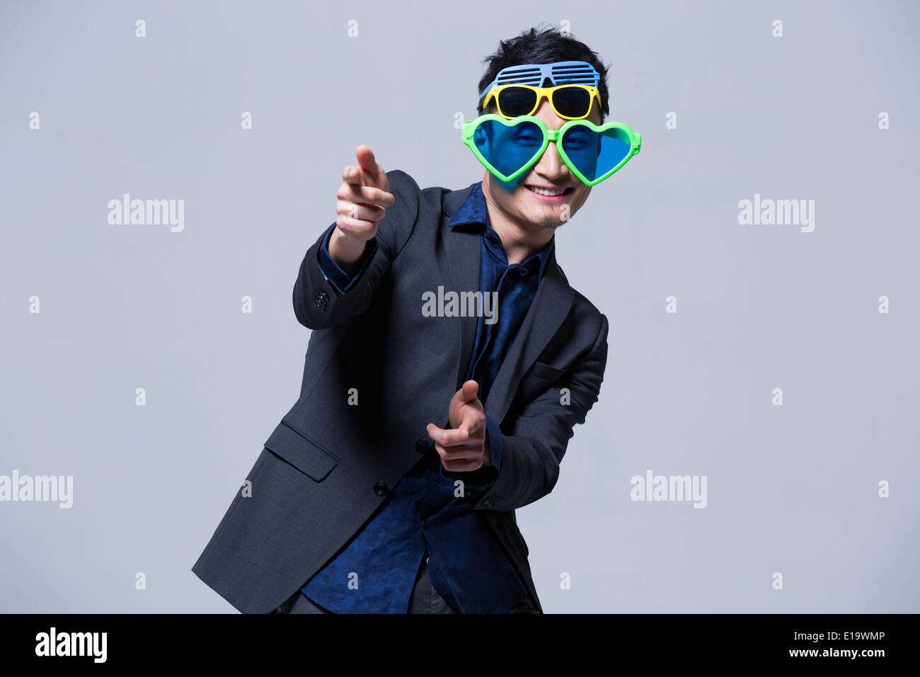 Multiple sunglasses hi-res stock photography and images - Alamy