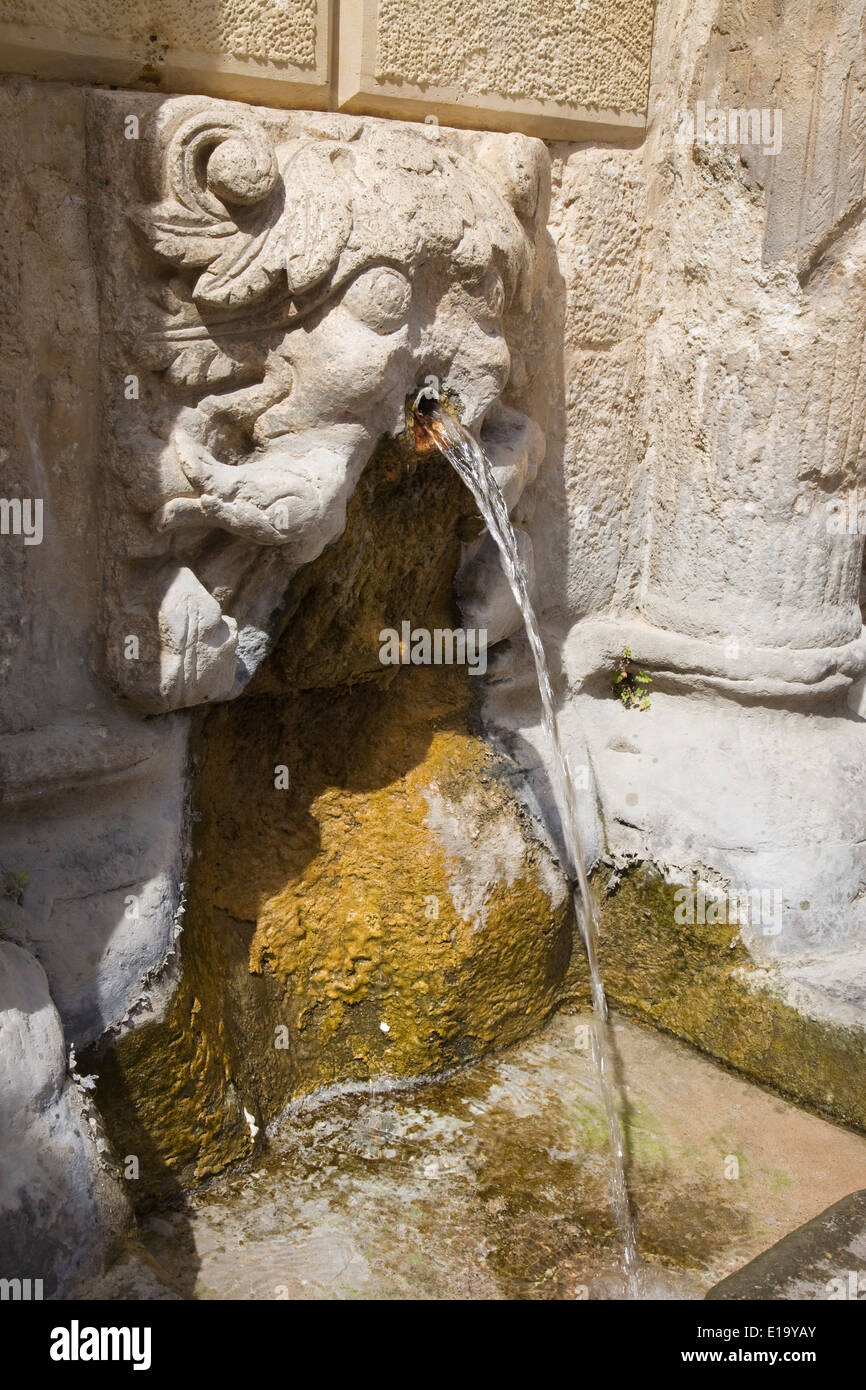 Rimondi fountain, Rethymnon, Crete Stock Photo - Alamy