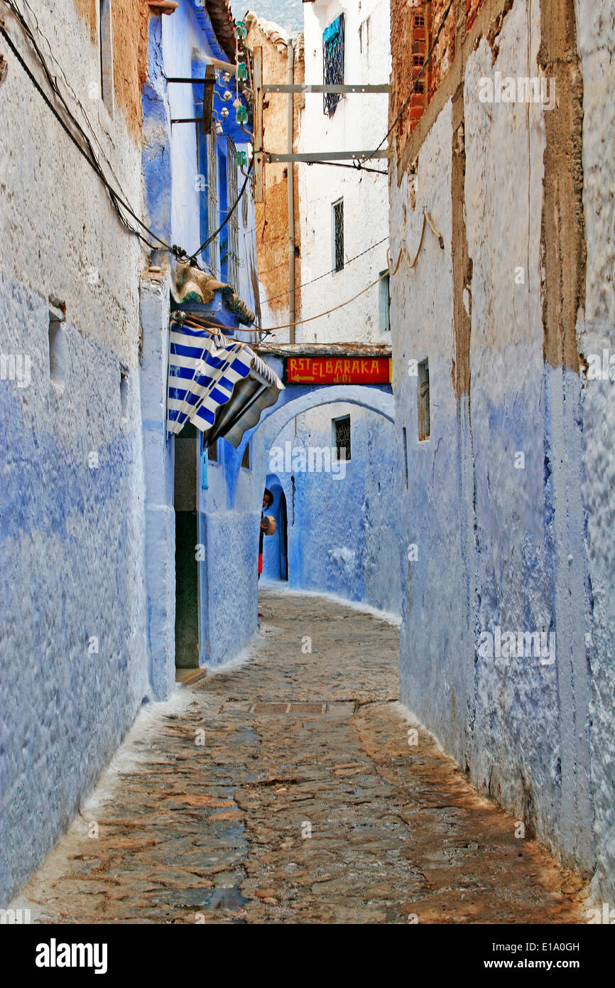 Chefchaouen street scene Stock Photo - Alamy