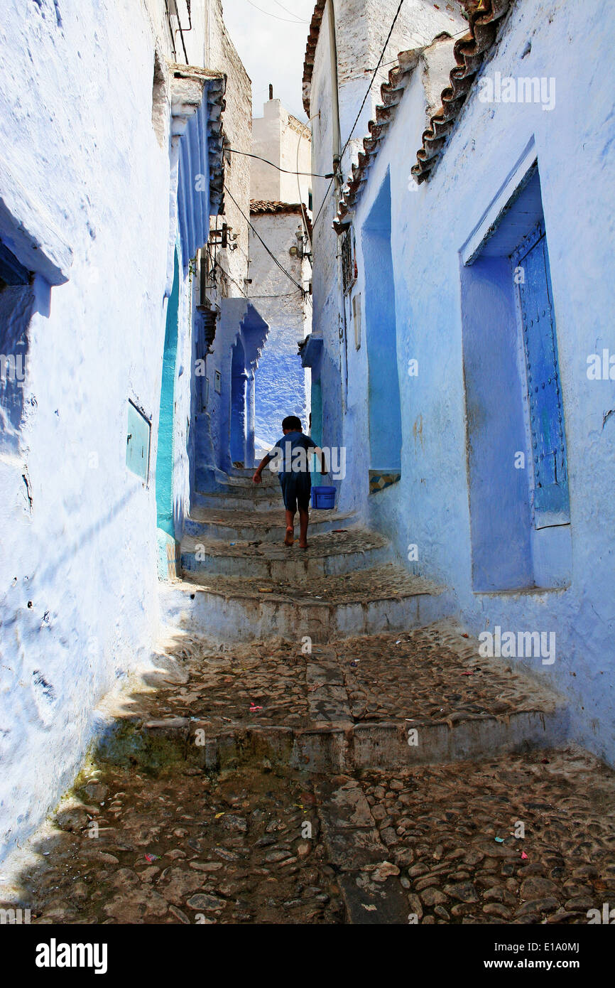 Chefchaouen street scene Stock Photo - Alamy