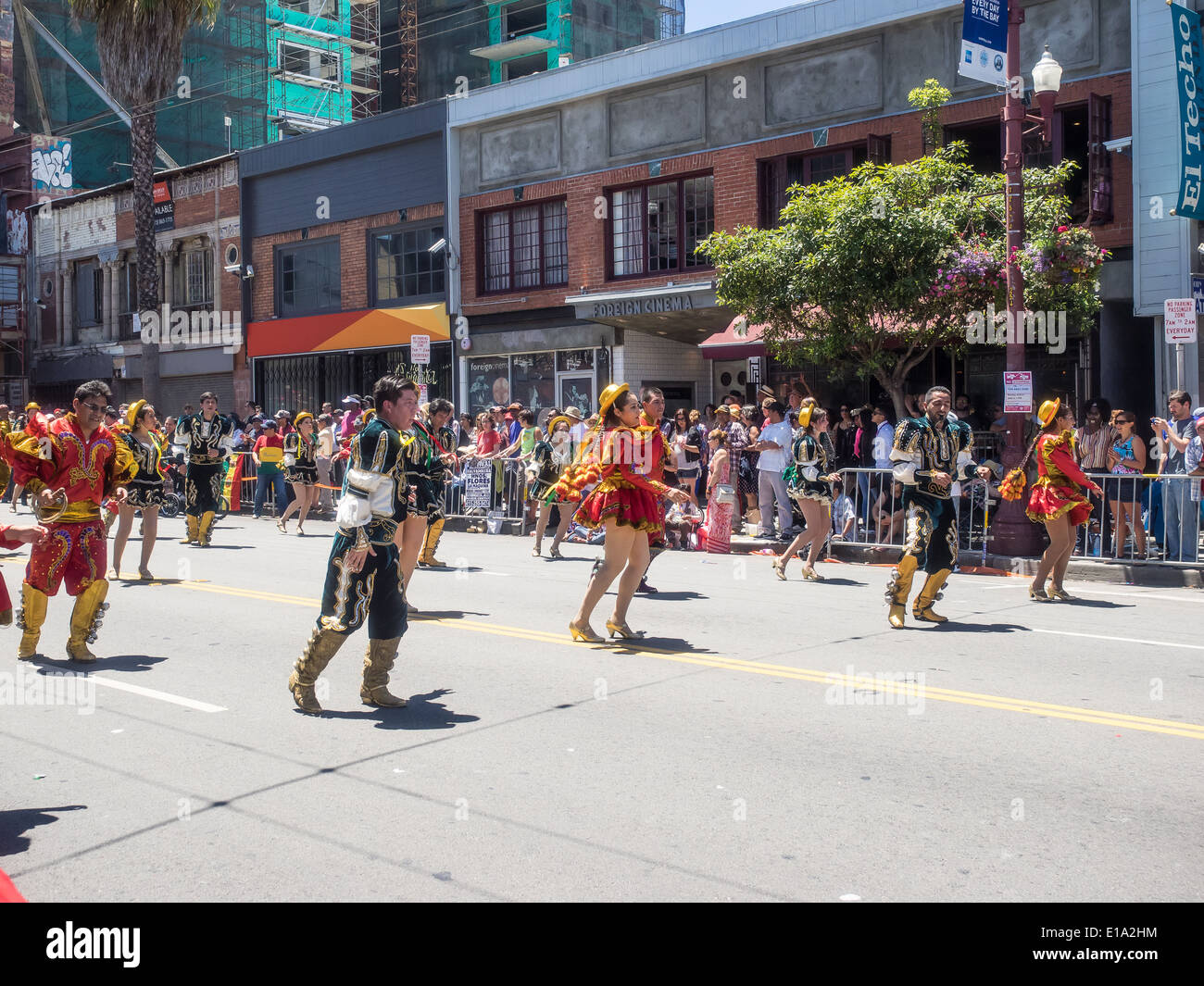 SAN FRANCISCO, CA/USA - MAY 25: San Francisco Carnaval Grand Parade on ...