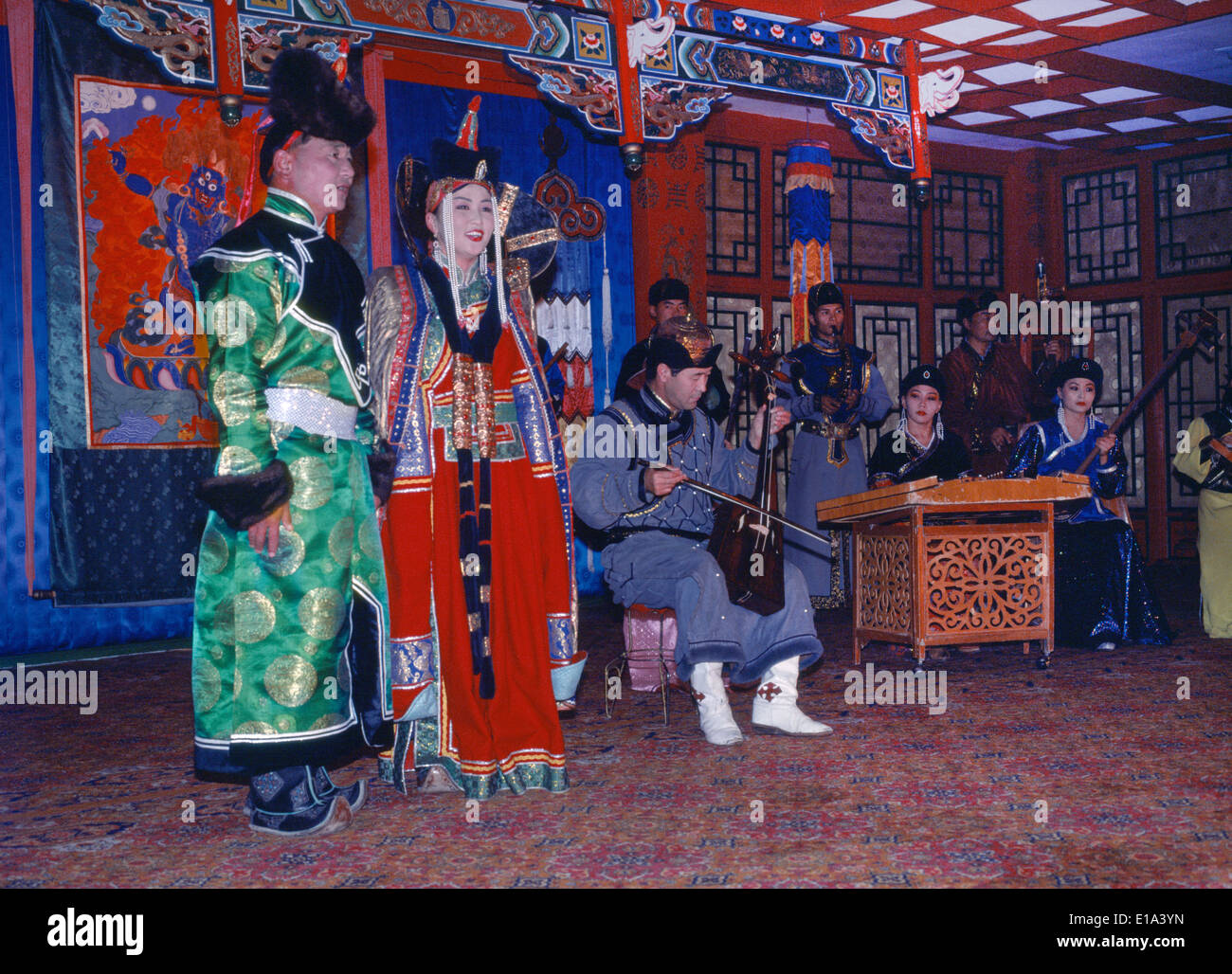 Mongolia Traditional Singing & Music Performance Stock Photo - Alamy
