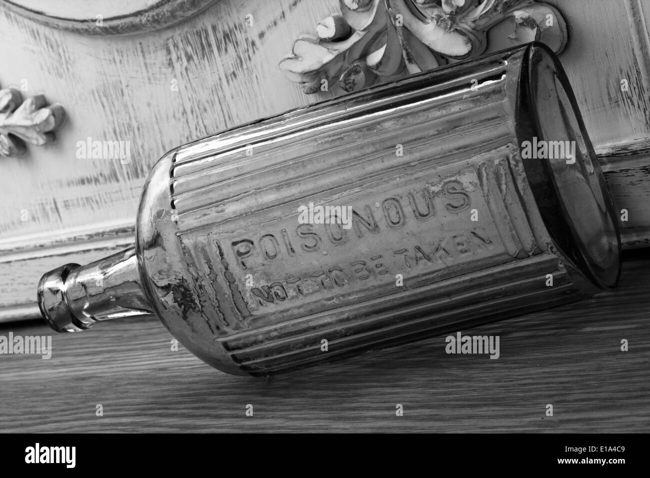 Poison bottle hi-res stock photography and images - Alamy