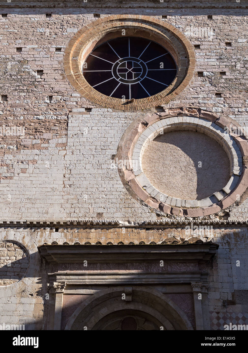 Spello san lorenzo church hi-res stock photography and images - Alamy