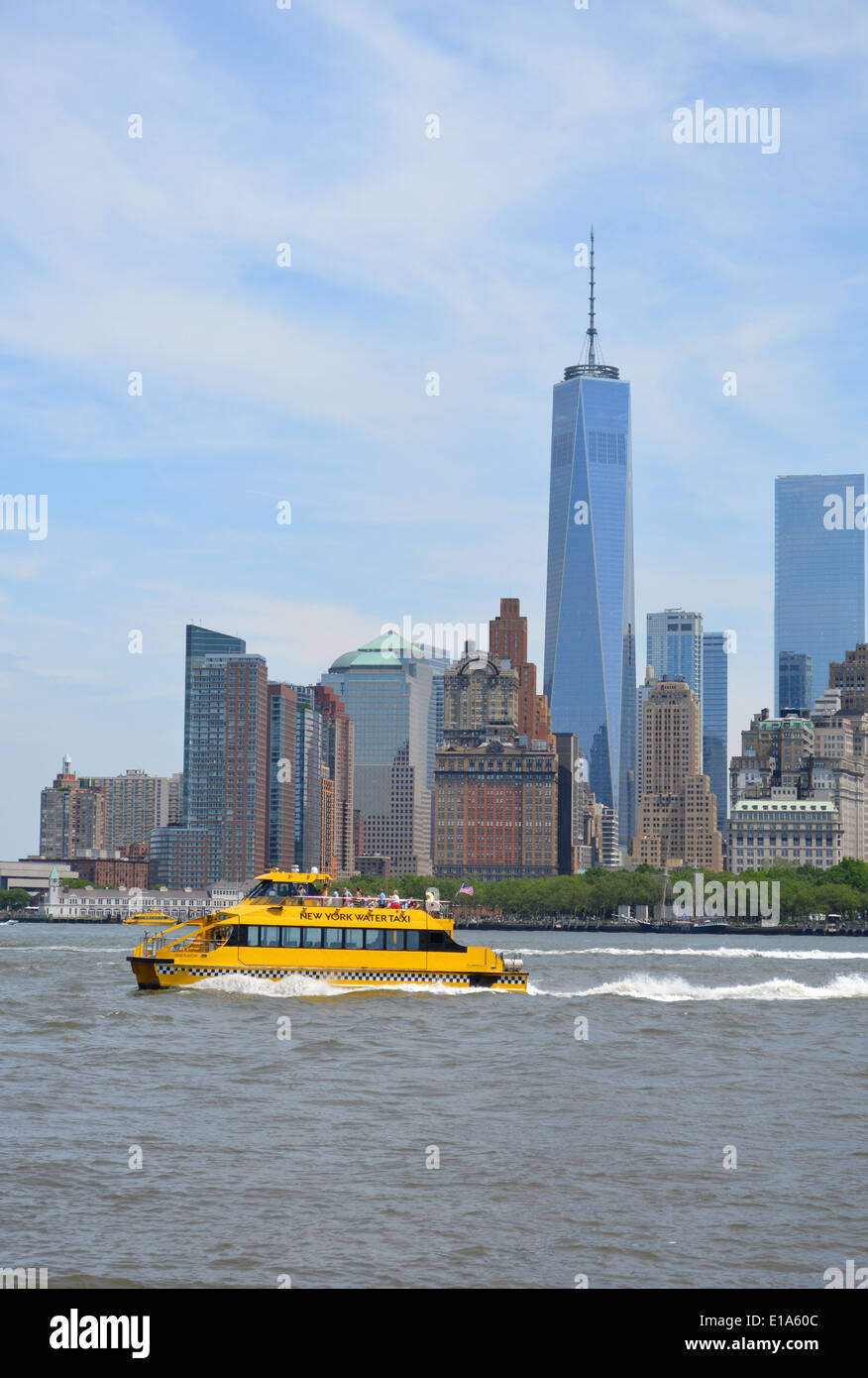 New york city water hi-res stock photography and images - Alamy