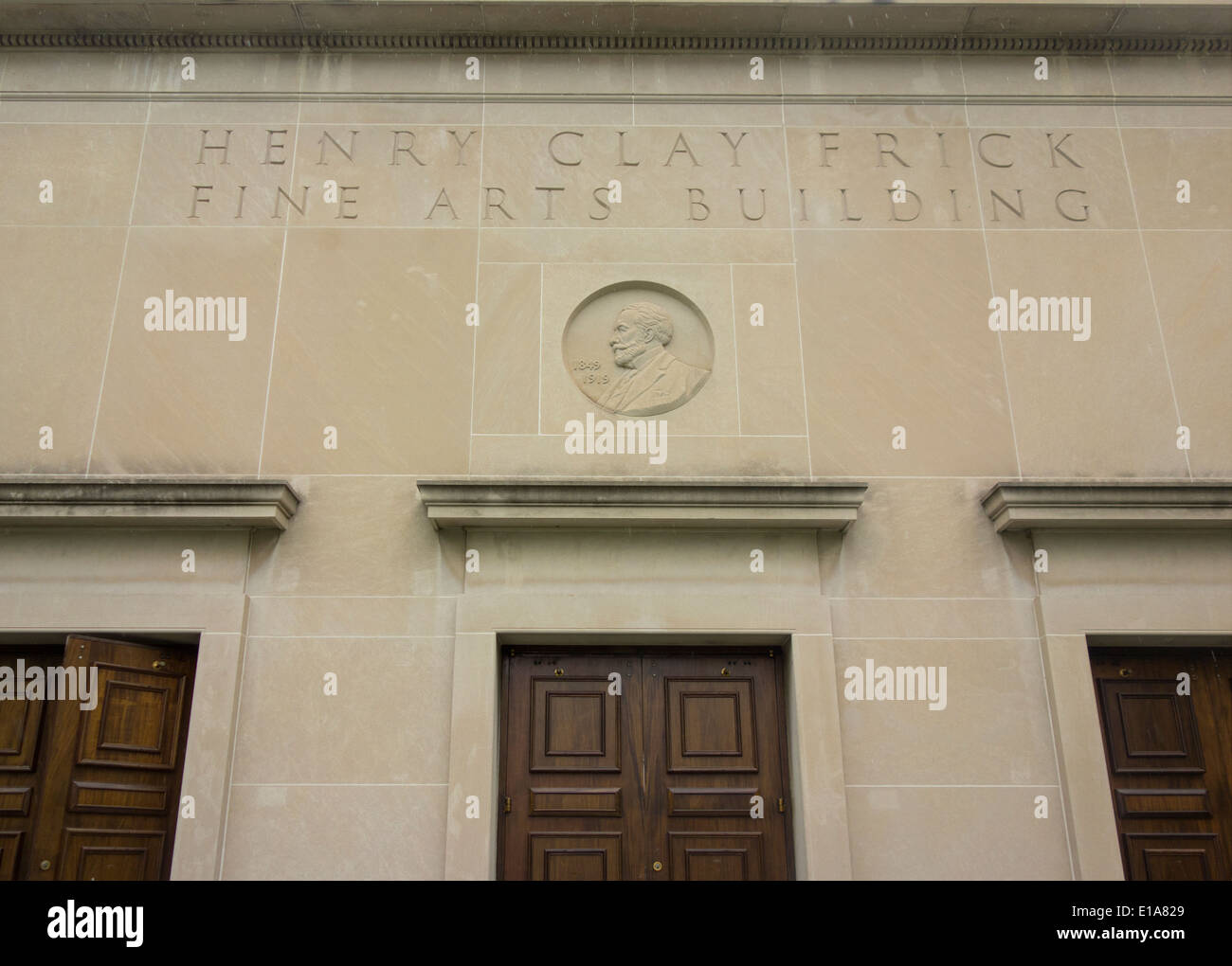 Arts building hi-res stock photography and images - Alamy