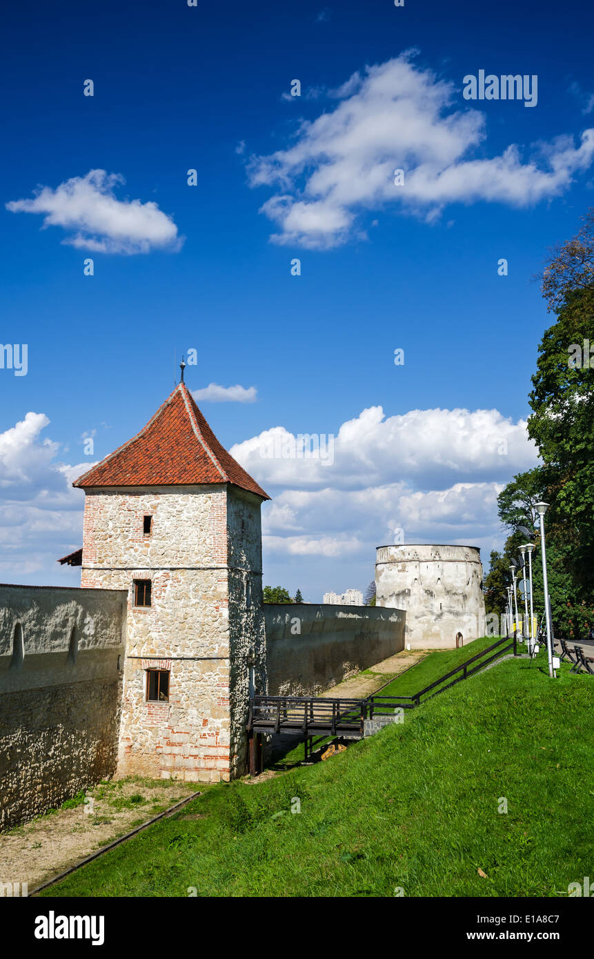Medieval defense structure hi-res stock photography and images - Alamy