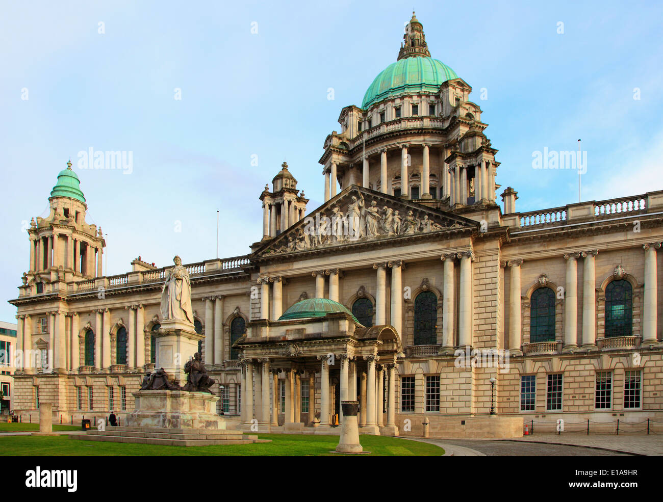 Belfast landmark hi-res stock photography and images - Alamy