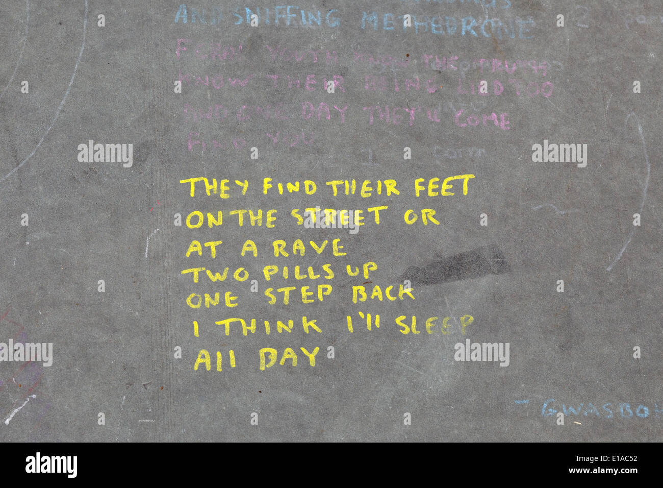 Find information on stop hi-res stock photography and images - Alamy