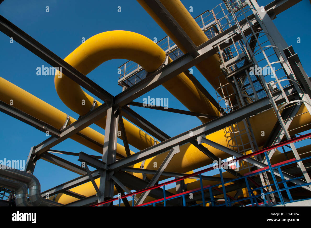 Natural gas exploitation and treatment by Severneftegazprom in the ...