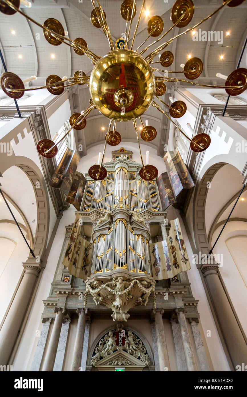Protestant church interior hi-res stock photography and images - Alamy