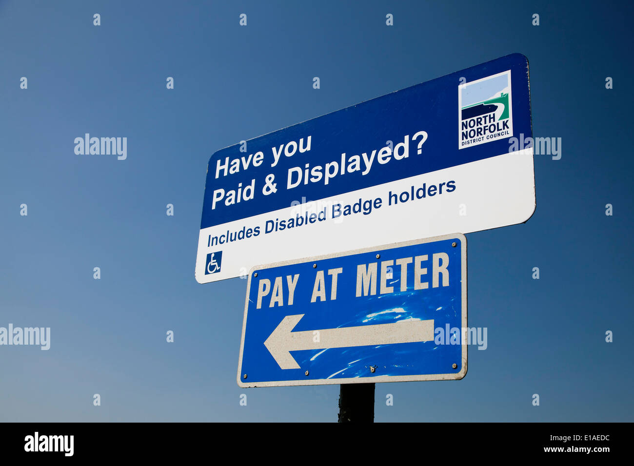 Council parking signs hi-res stock photography and images - Alamy