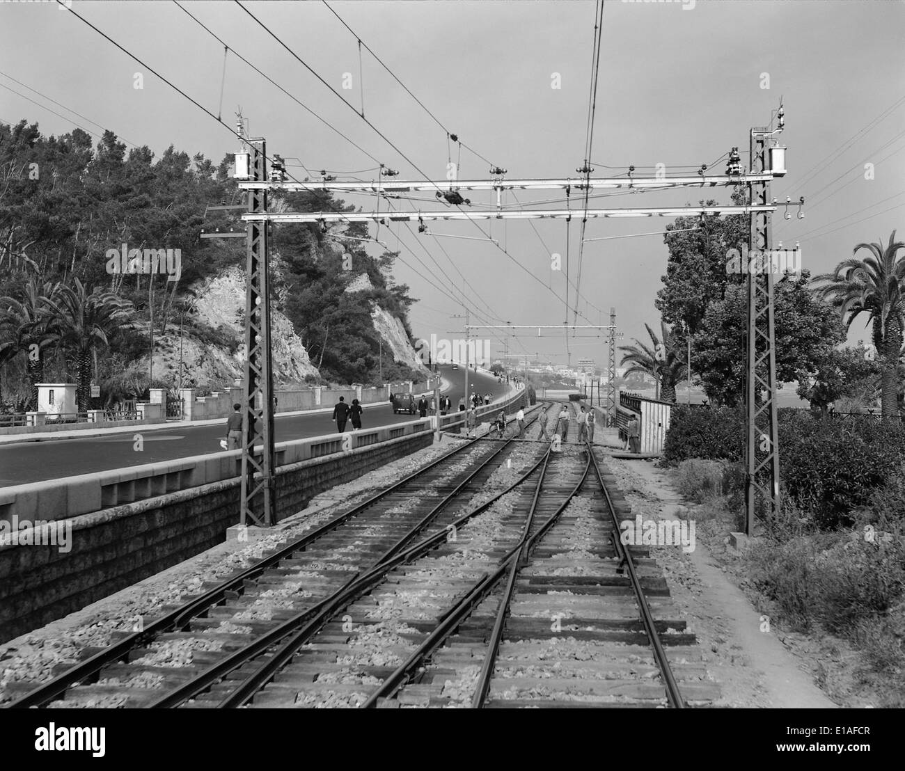 Coast railway line Black and White Stock Photos & Images - Alamy