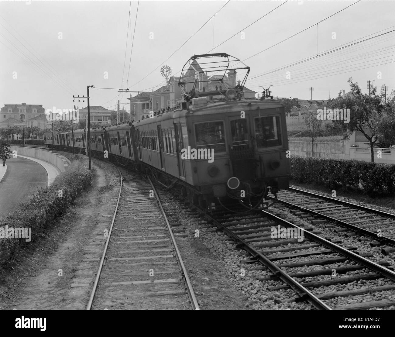 Comboio refers to the train system in Portugal, which is a key ...
