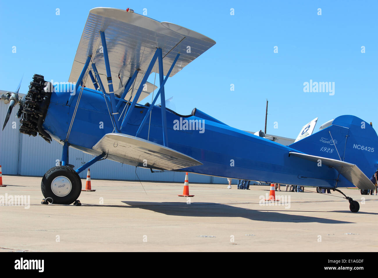 Blue plane hi-res stock photography and images - Alamy