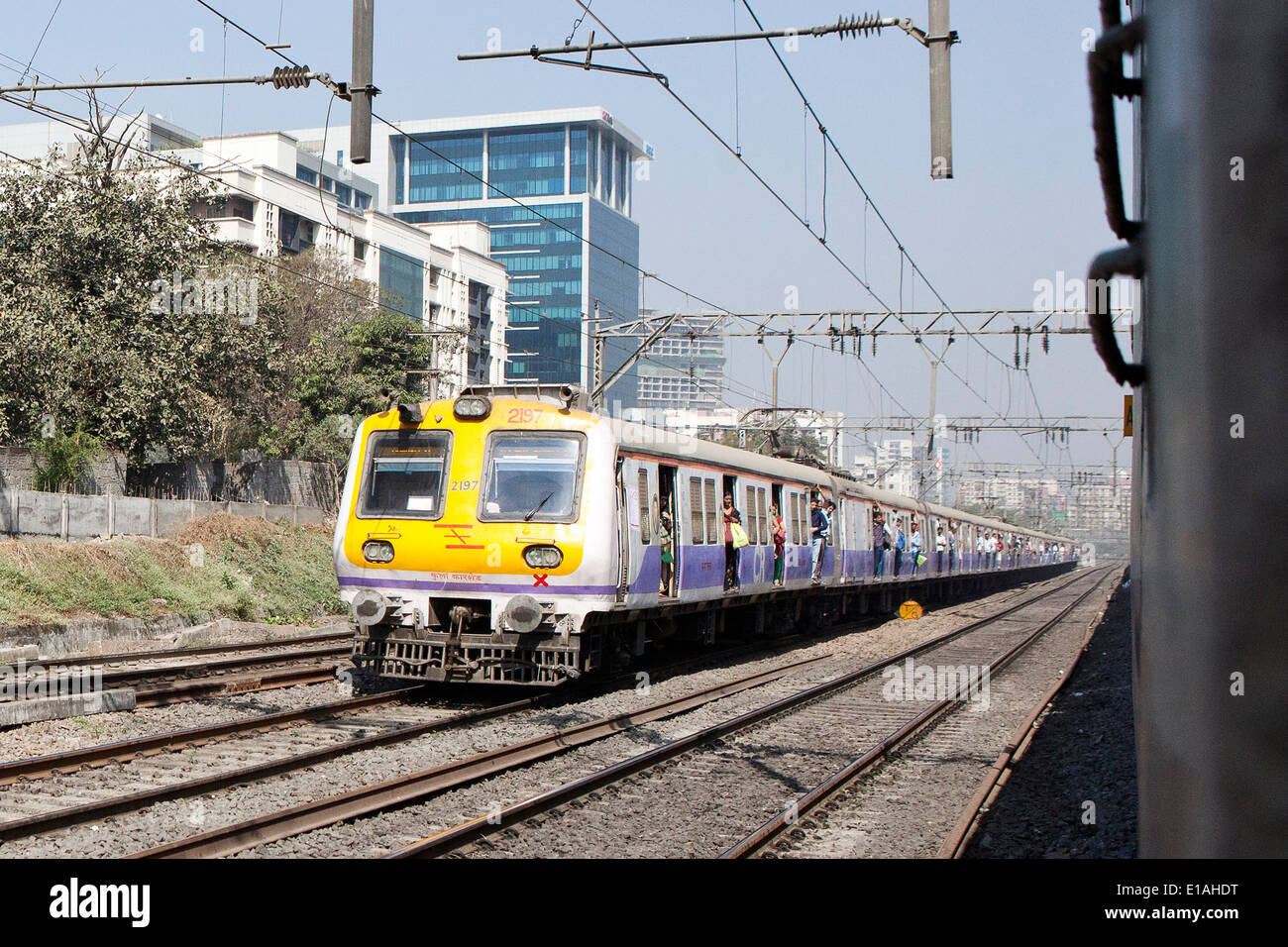 A passenger train in India Stock Photo - Alamy