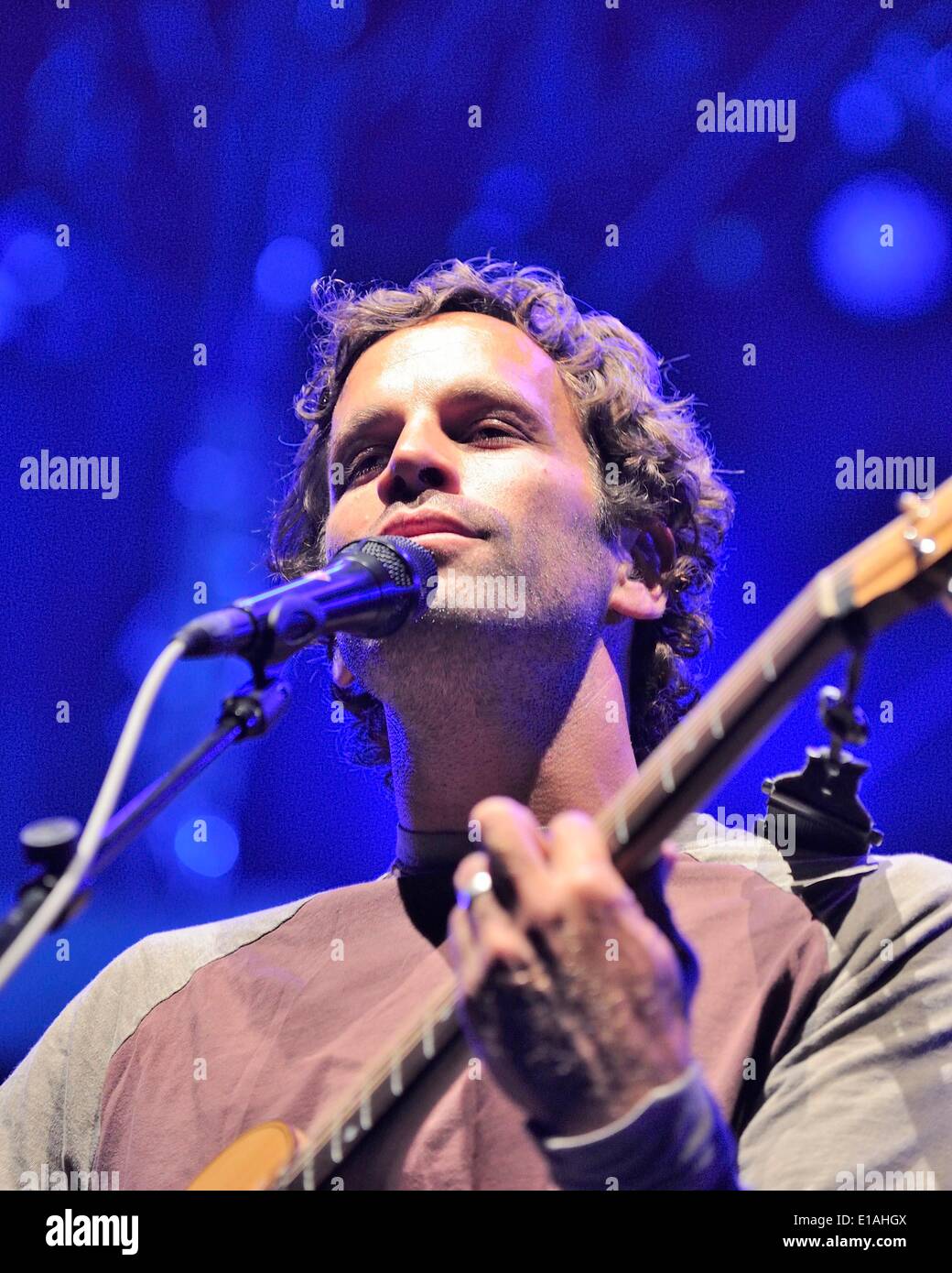 Jack johnson singer hi-res stock photography and images - Alamy