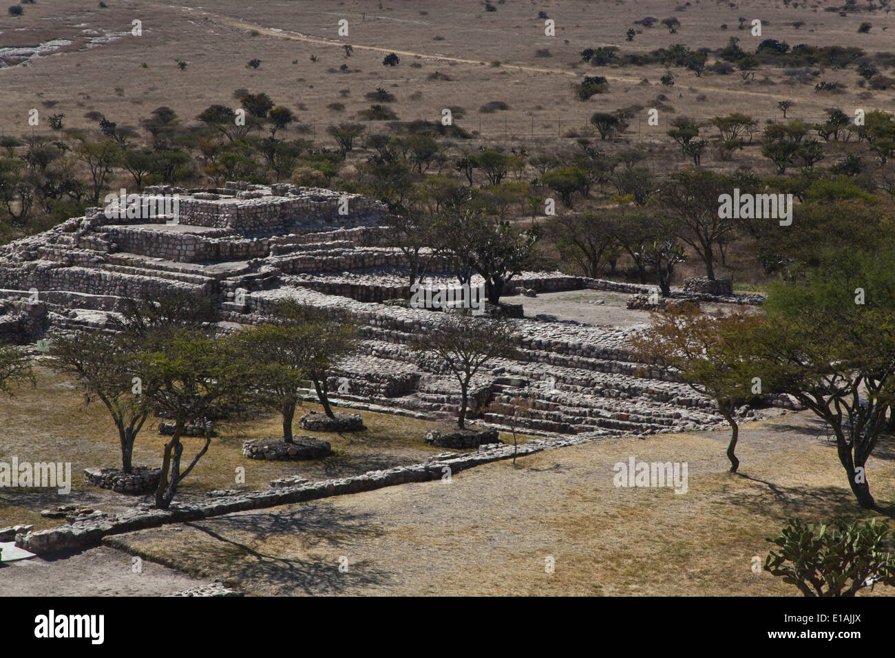 Pre columbian pyramids hi-res stock photography and images - Alamy