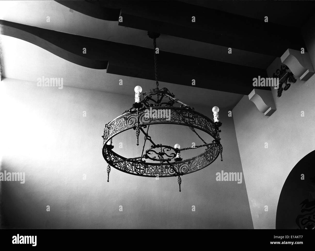 The Exposição Internacional de Paris, held in 1937, was a global event ...