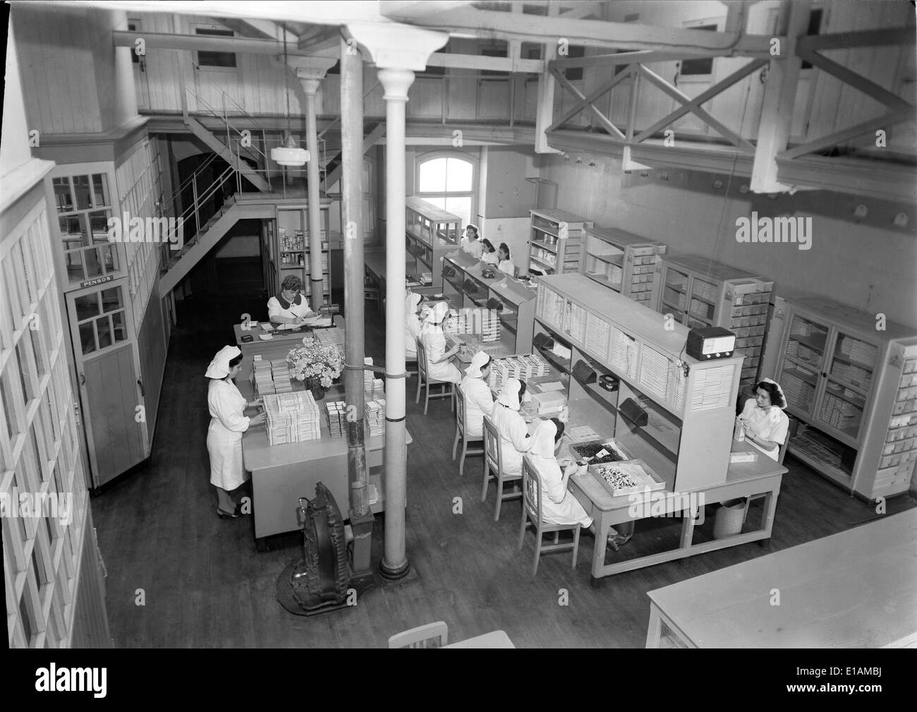 Laboratorionormal hi-res stock photography and images - Alamy