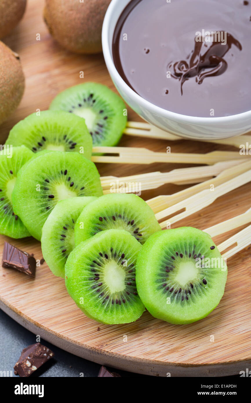Fresh fruits melted chocolate hi-res stock photography and images - Alamy