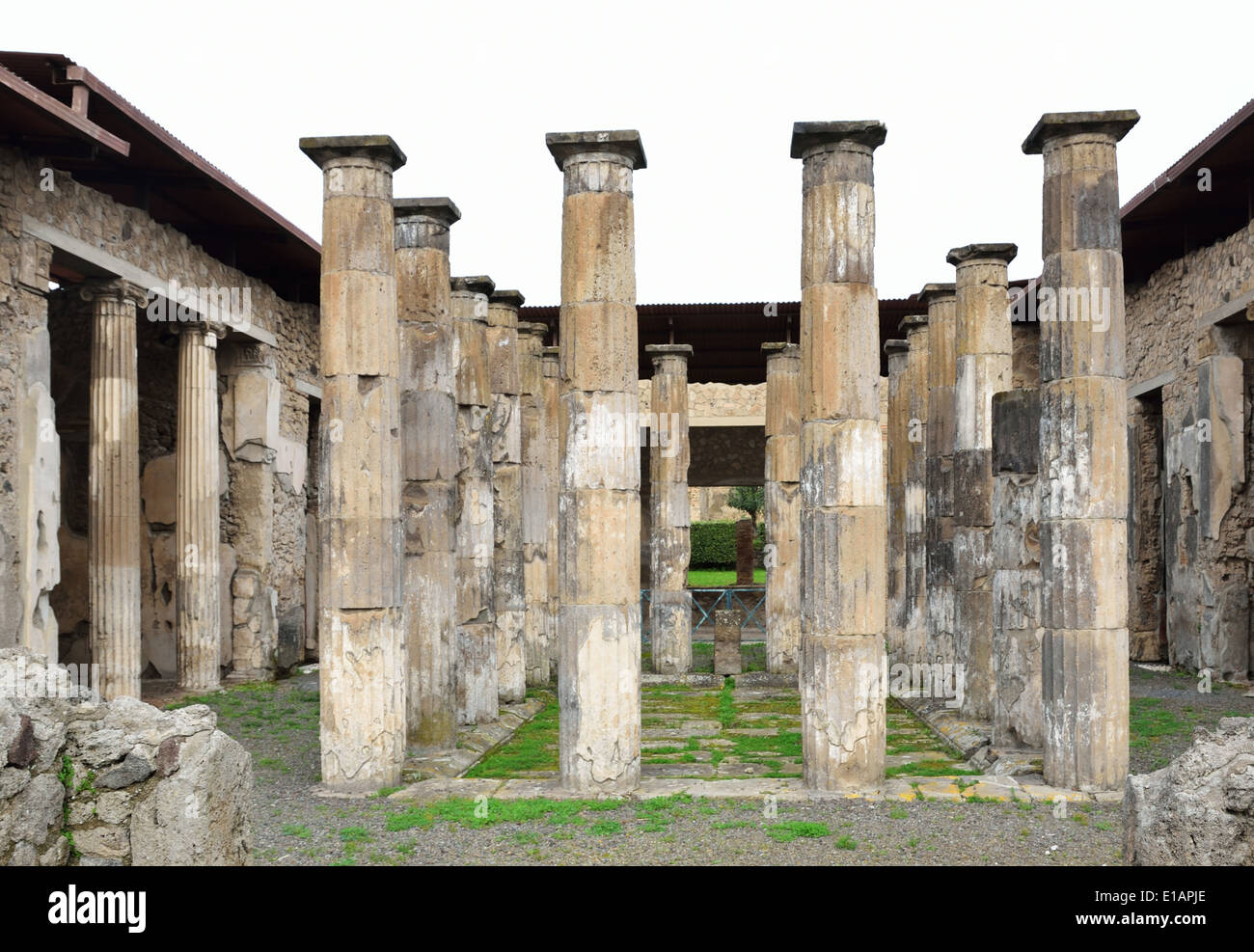 Restored temple hi-res stock photography and images - Alamy