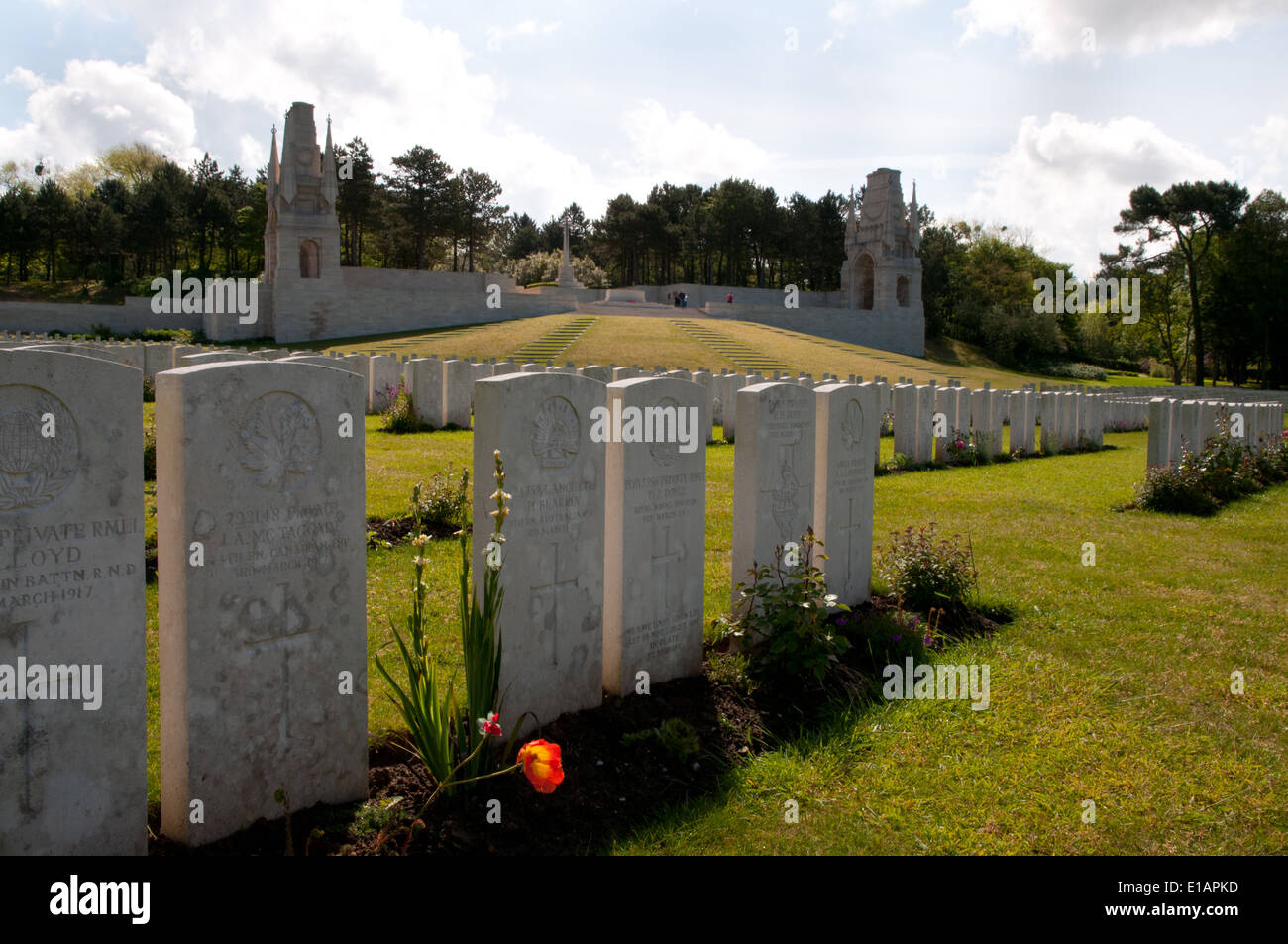 Ww1 Graves High Resolution Stock Photography and Images - Alamy