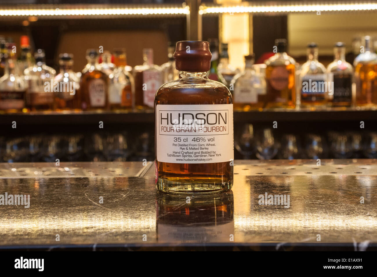 Hudson bar at the hudson hi-res stock photography and images - Alamy