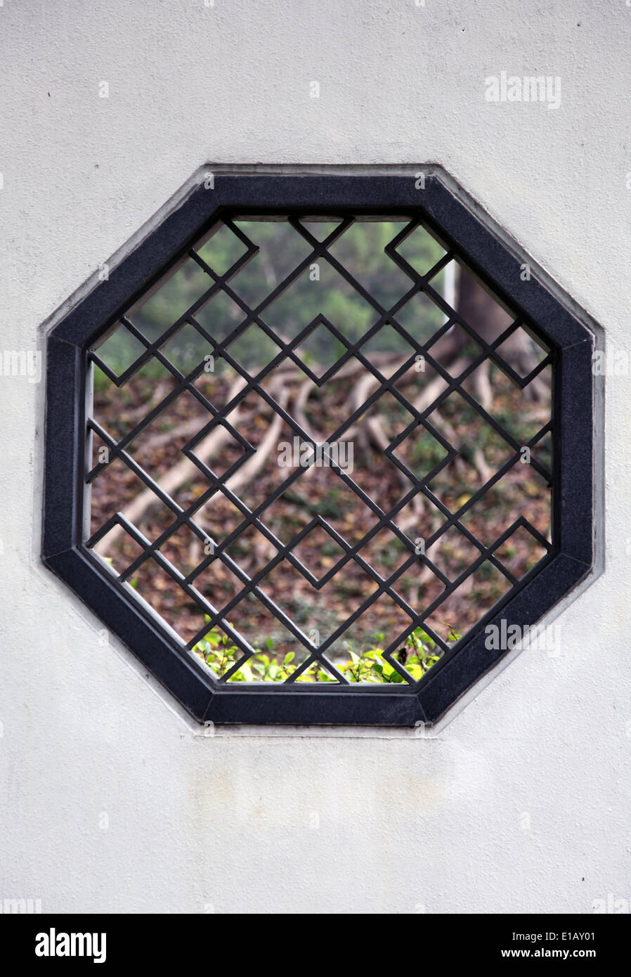 Octagon shaped octagon windows that open - daseable