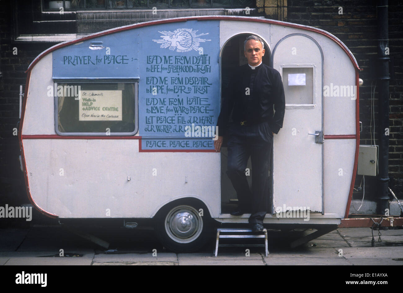 Reeves High Resolution Stock Photography and Images - Alamy