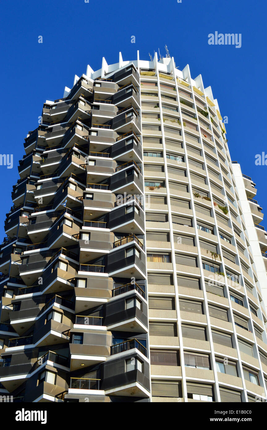 Israel, Tel Aviv, the residential tower over Dizengoff centre Stock ...