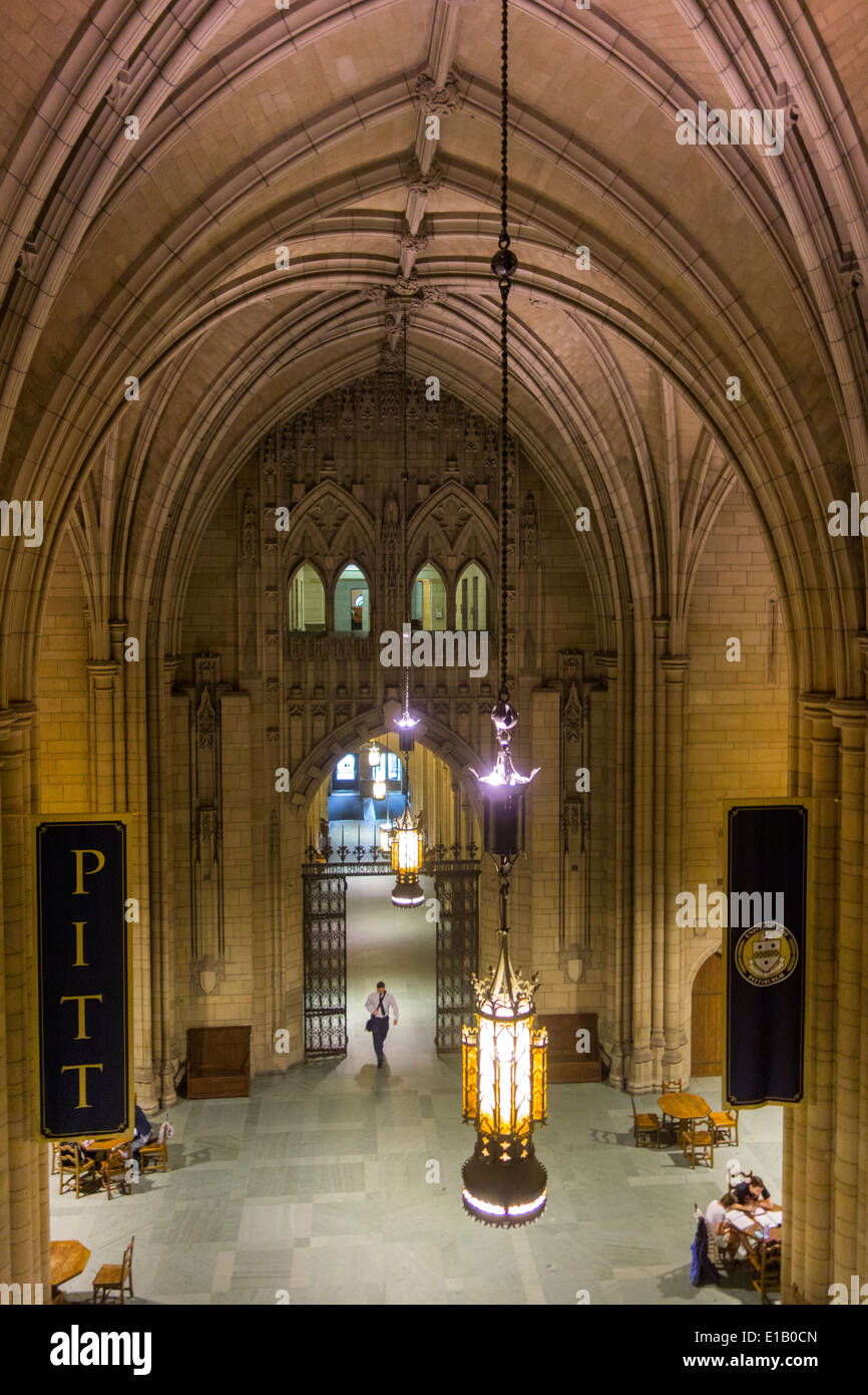 Cathedral of learning at the university of Pittsburgh Stock Photo - Alamy