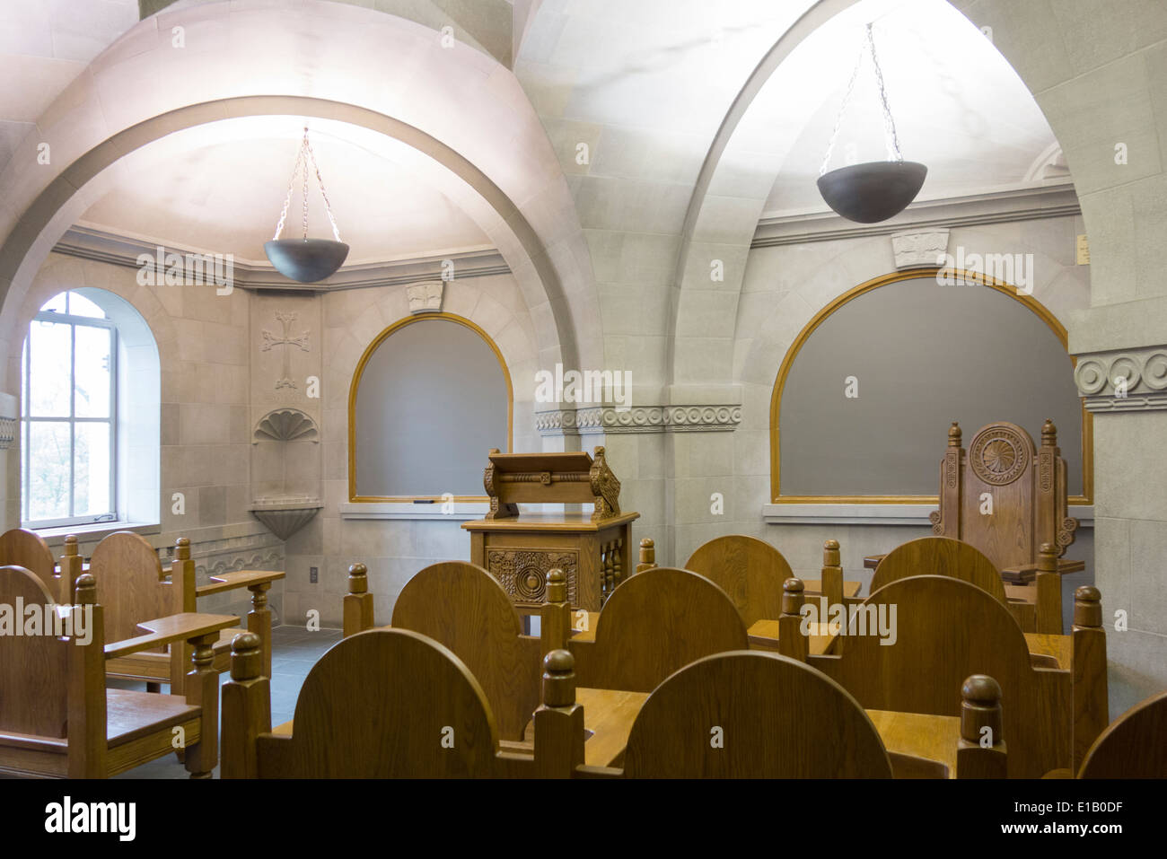 Cathedral of learning at the university of Pittsburgh Stock Photo - Alamy