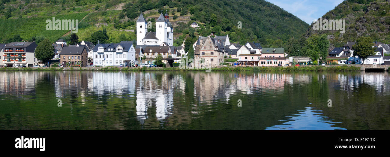 Treis-Karden, Cochem-Zell district, Moselle river, Rhineland-Palatinate ...