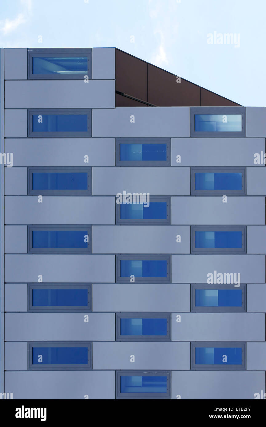 Symmetrical building hi-res stock photography and images - Alamy