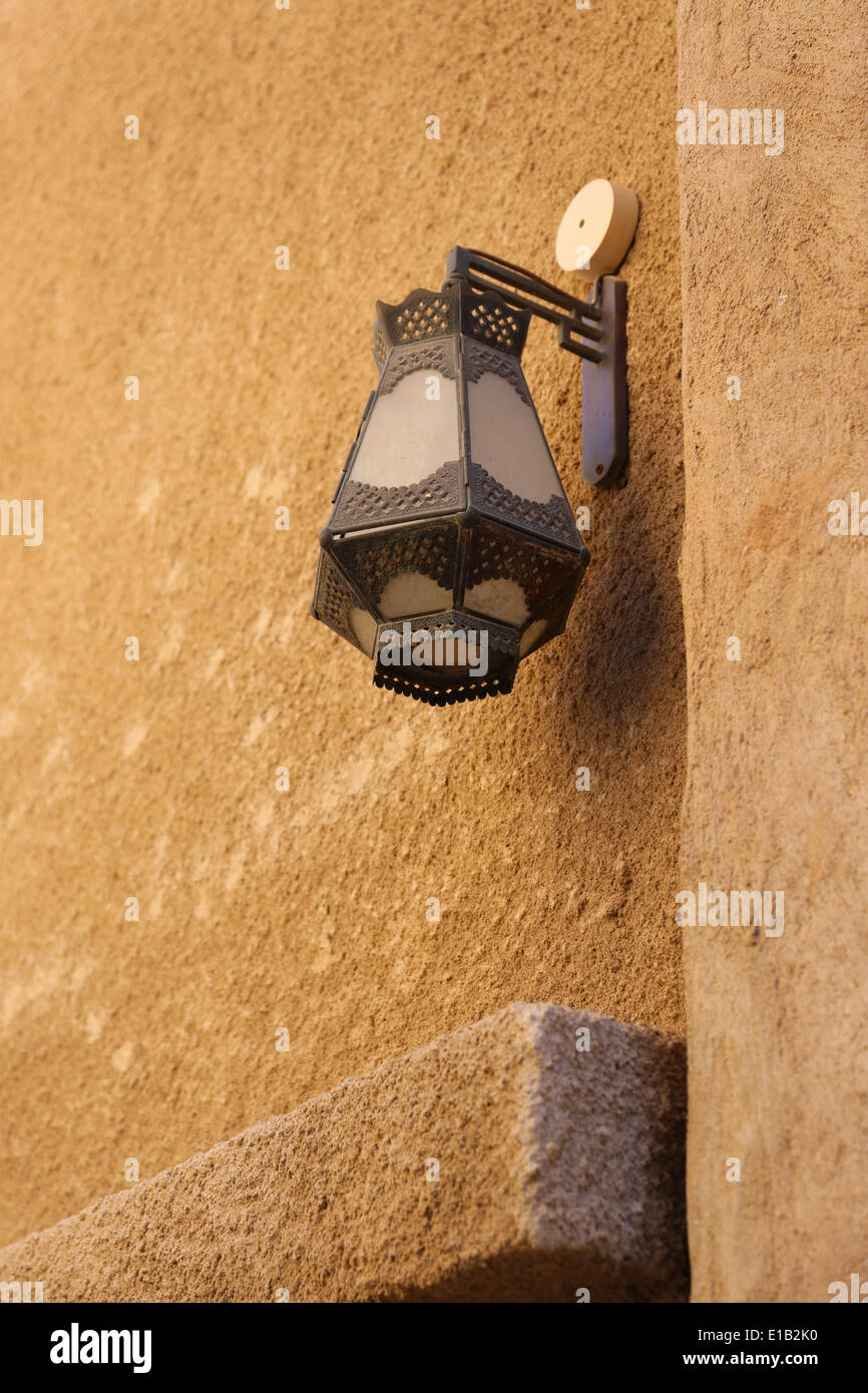 Traditional Arabic old streetlight Stock Photo - Alamy