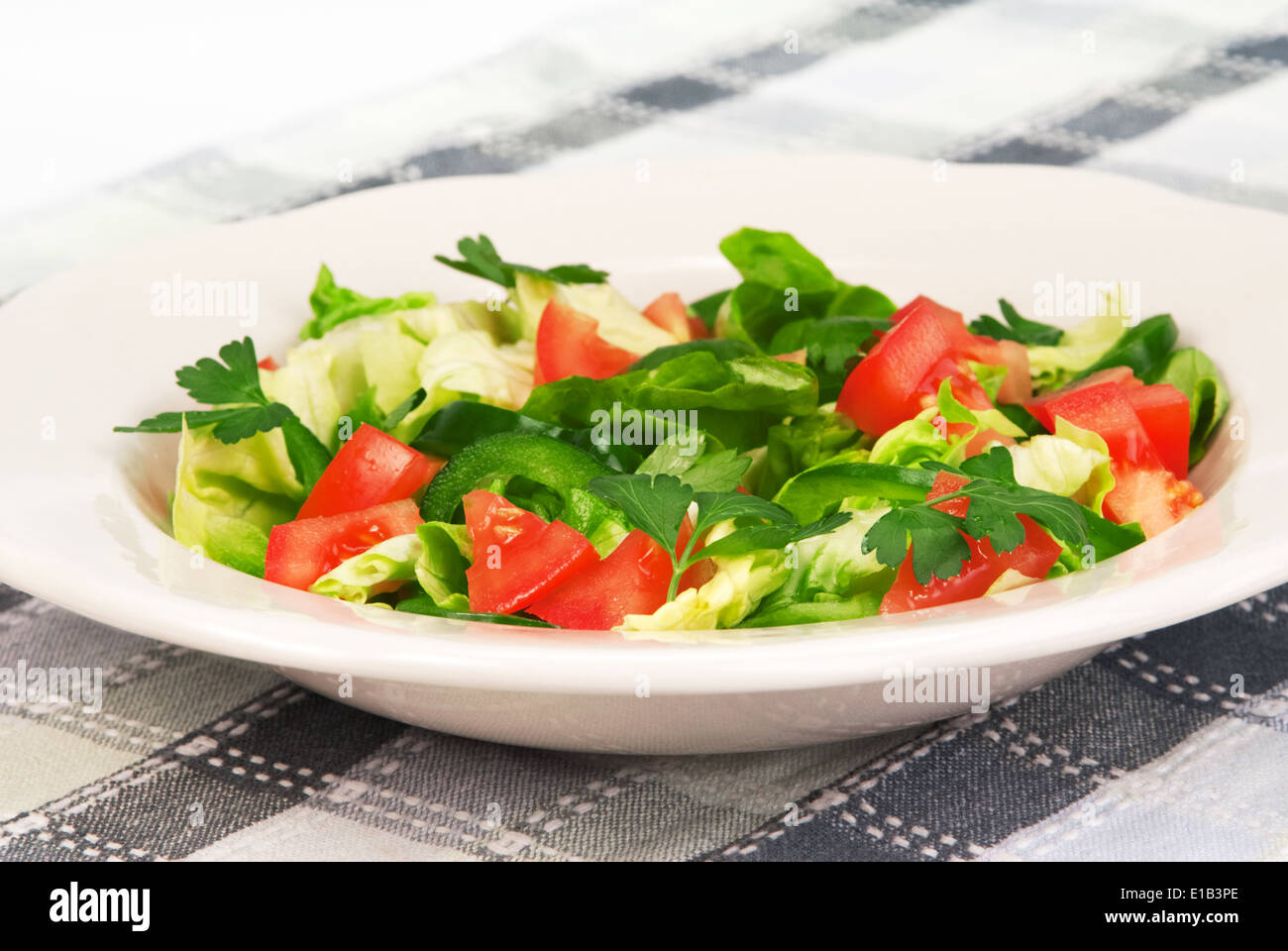Rustic healthy vegetable salad hi-res stock photography and images - Alamy