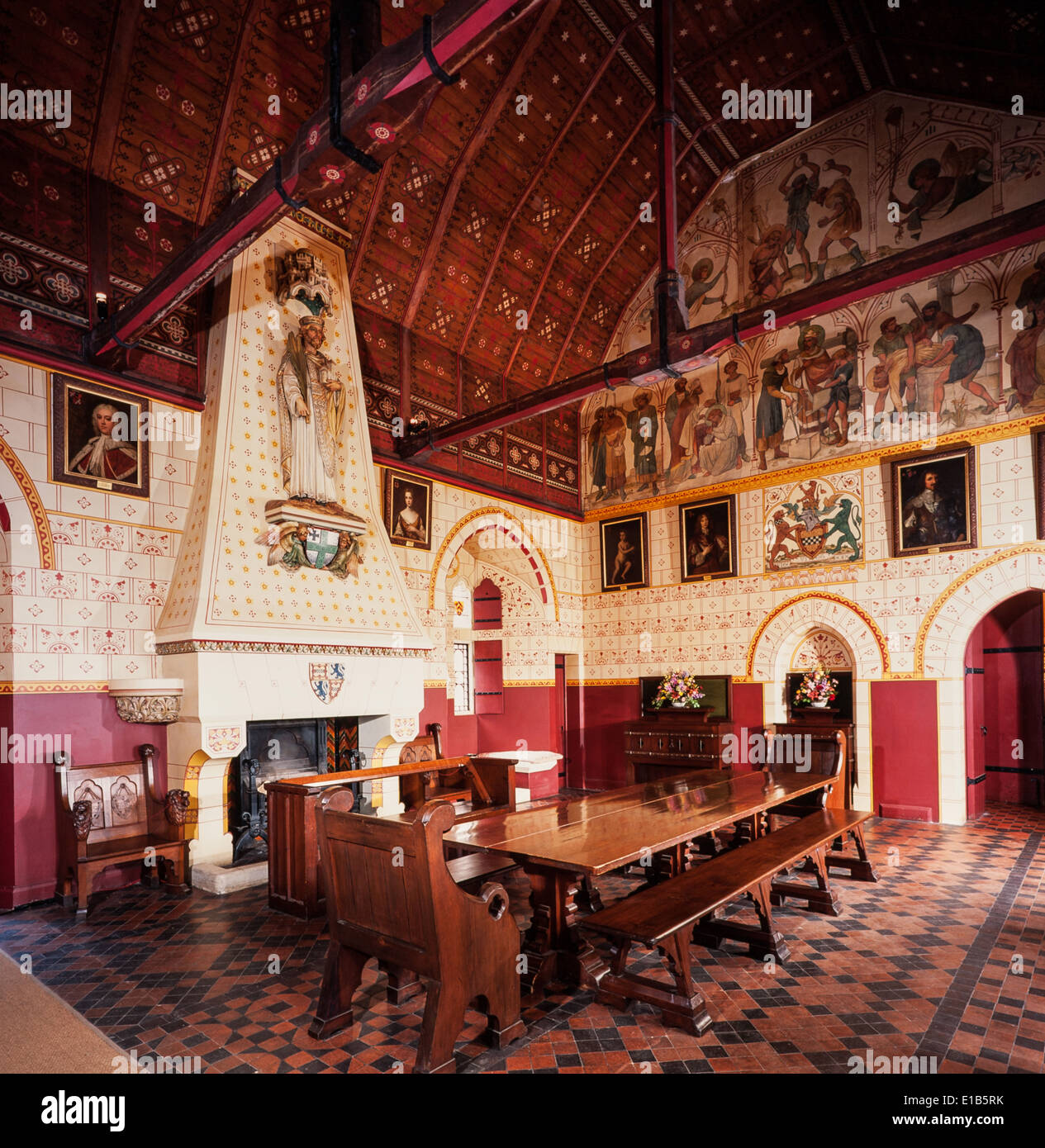 Banqueting Hall, Castell Coch Stock Photo - Alamy