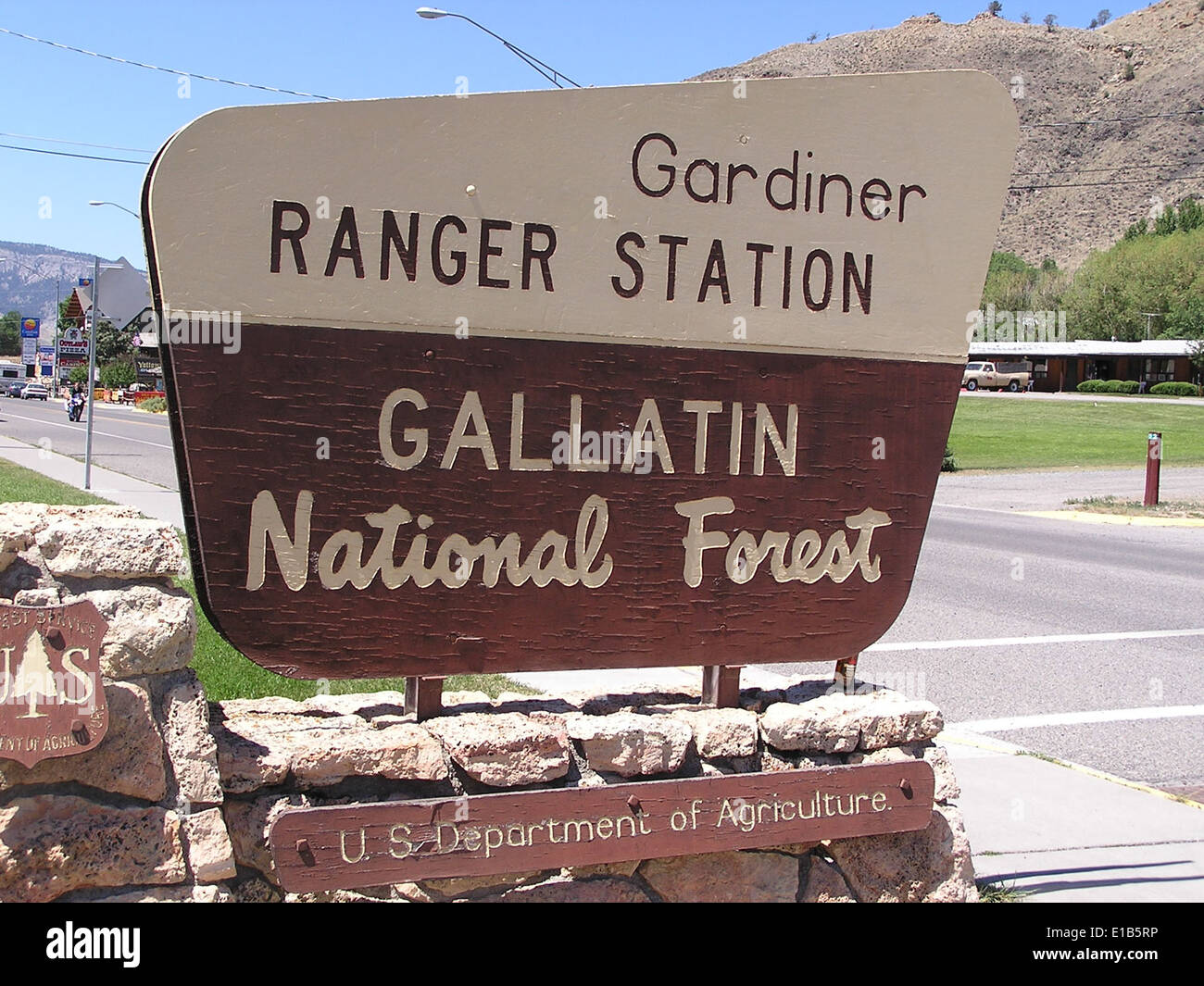 Gardiner Ranger Station in Montana, operated by the U.S. Forest Service ...