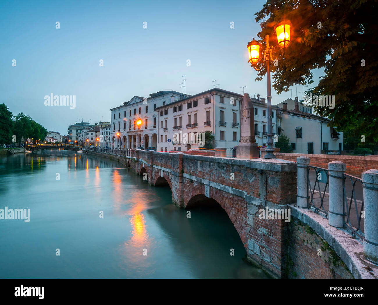 Treviso ponte dante dante bridge hi-res stock photography and images ...